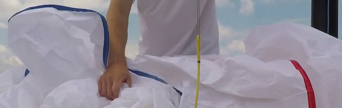 Rigging an E-Scow Spinnaker - SailZing.com